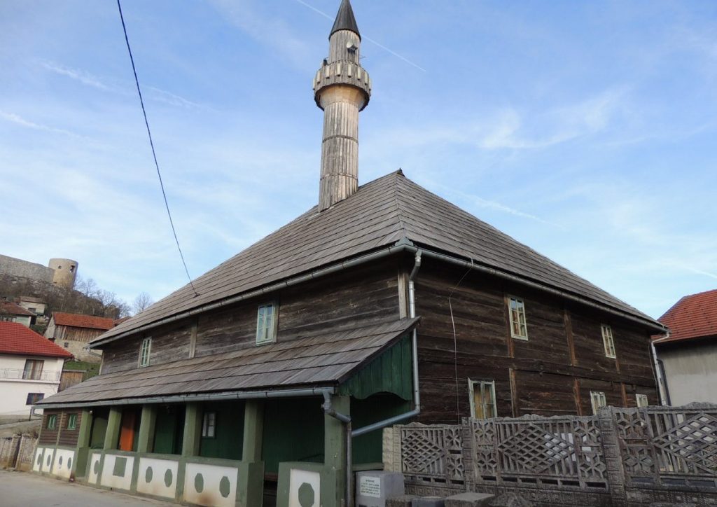 “Zapis o Bosni”: Stari grad Bužim i njegova drvena džamija – KALMAN ...